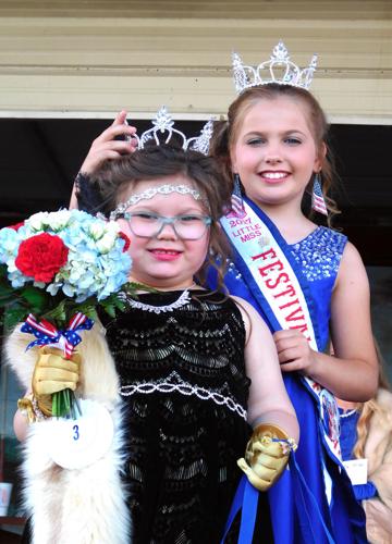 Little Miss crowning | | newswatchman.com