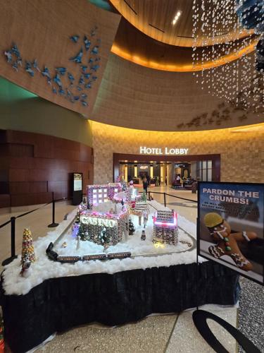 600-hour gingerbread village unveiled, largest in northern Arizona ...