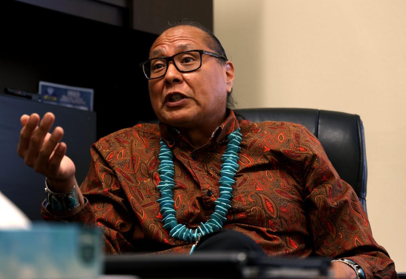 Navajo psychiatrist bridges gaps between Native American culture and ...