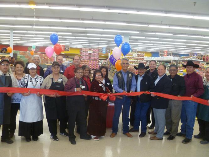 Business Beat: The Bashas’ Dine’ Market in Chinle opens doors with ...