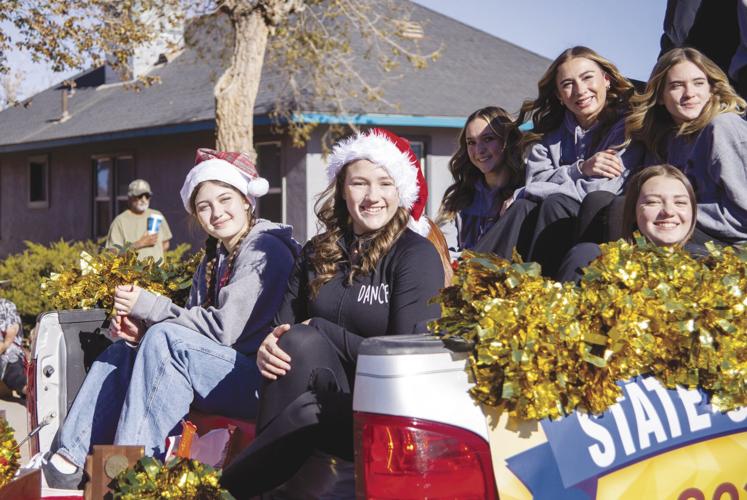Winslow’s Christmas parade is 77 years strong | News | nhonews.com