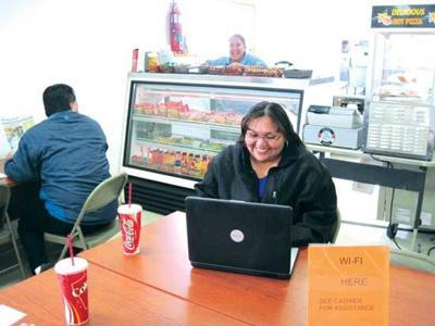 Hotevilla Co-op gets wireless Internet | Features | nhonews.com
