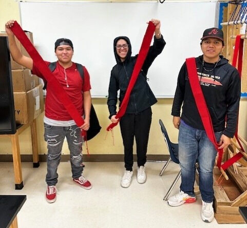 Hopi Jr./Sr. High School students complete first fiber art weave ...