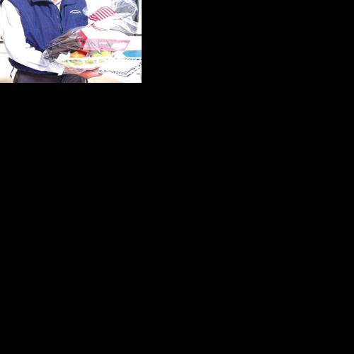 Little Singer Community School honors veterans | Features | nhonews.com