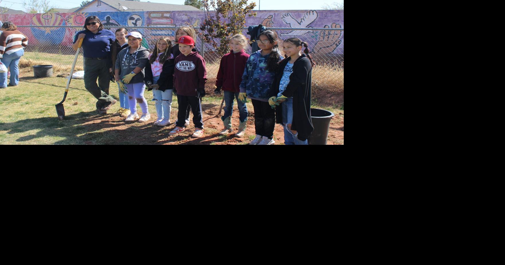 Full circle: Natural resource specialist Shandiin Tallman uses Navajo ...
