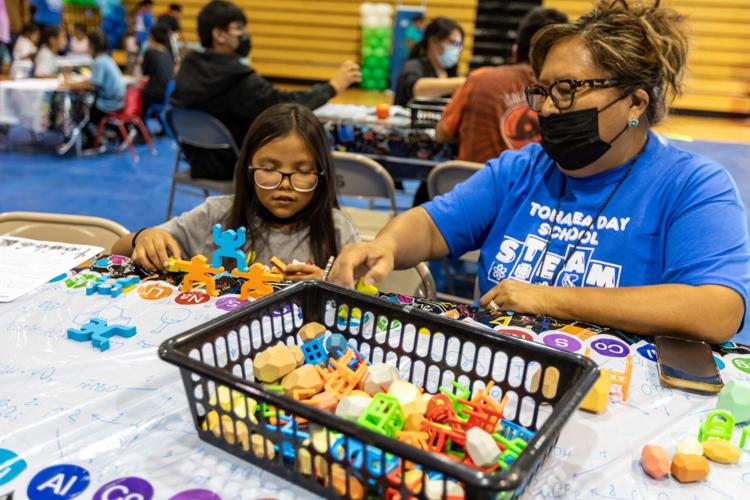Tonalea Day School and Arizona Science Center light up with STEAM ...