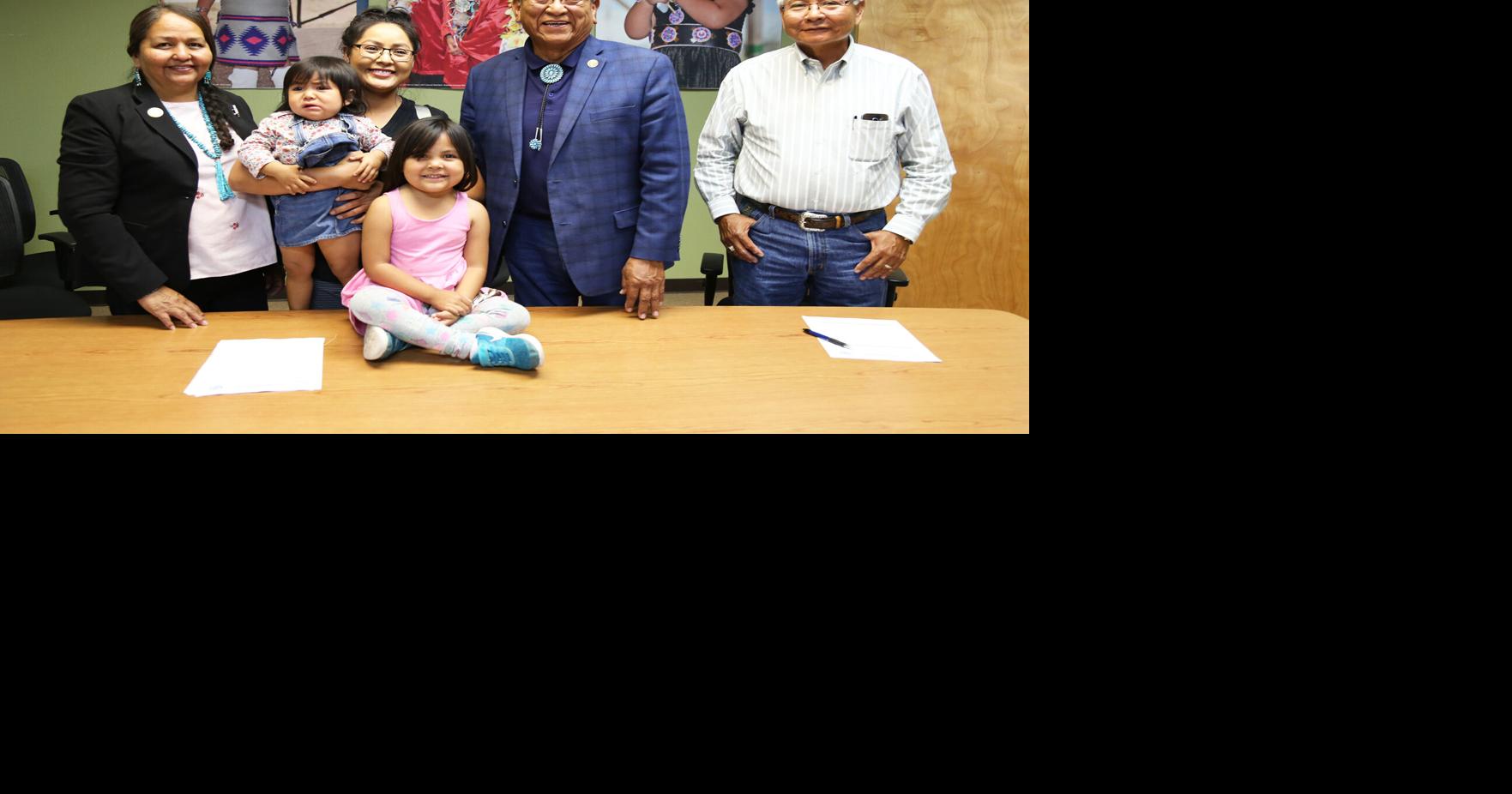 President Begaye signs $6.3 million for Navajo Head Start | Features ...