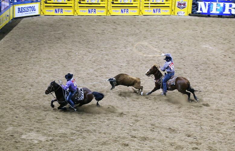 Erich Rogers claims 2017 World Champion Team Roper title | Features ...