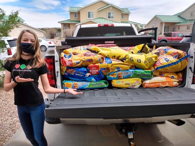 Girls who give: Glendale and Pinon Girl Scout troops partner for ...