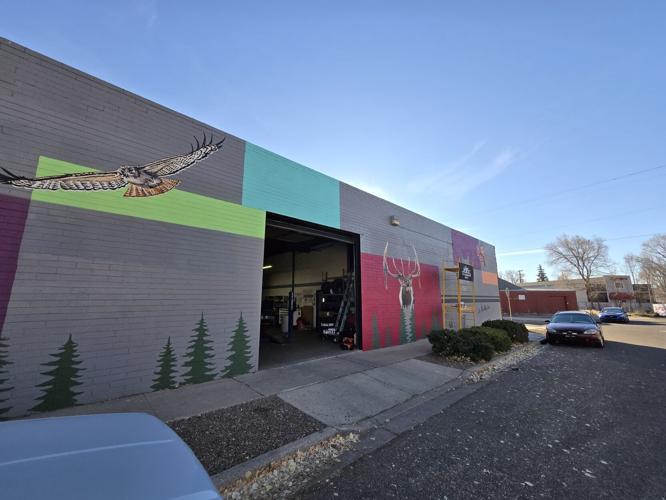 Hopi mural artist continues storytelling tradition in northern Arizona ...