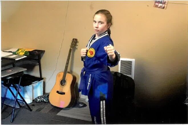 Winslow girl keeps up the fight while battling rare neurological ...