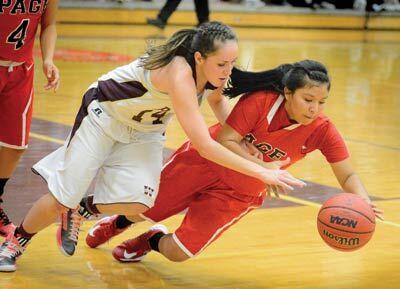 Winslow Bulldog teams top Page Sand Devils | Sports | nhonews.com