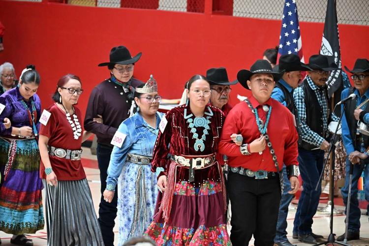 Yideeską́ ądi Hózhǫ́ ǫ́ jí Center hosts Navajo Song & Dance celebration ...