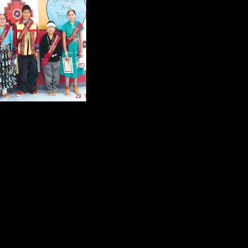 Jeddito School royalty 2009-2010 | Features | nhonews.com