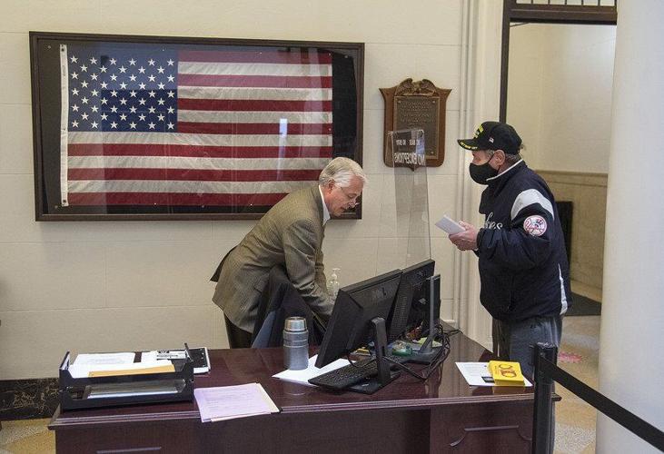 Niagara Falls mayor chips in, relishes public service | Local News ...