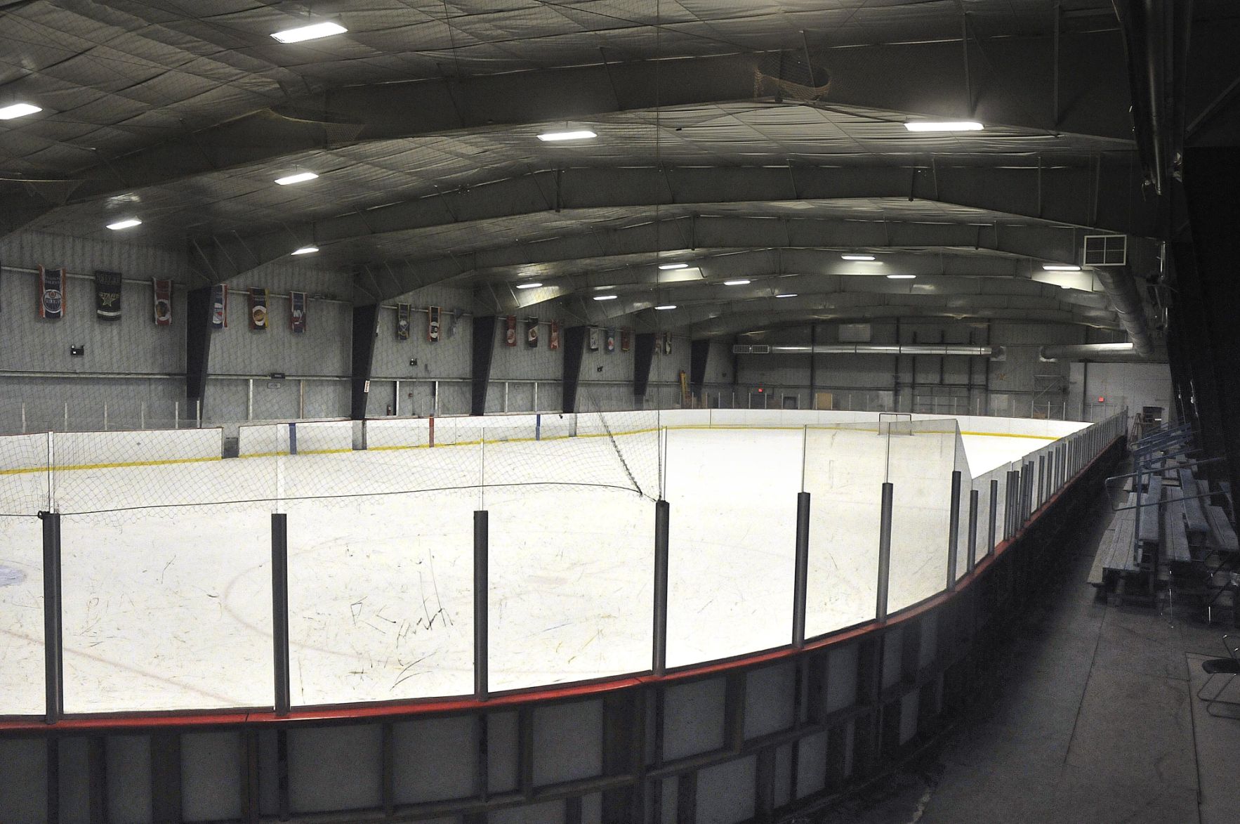 Falls may close city ice pavilion after operator contract vote | Local ...