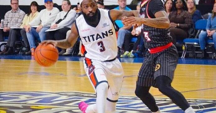 Former Niagara standouts Antoine Mason, James Towns playing together in ...