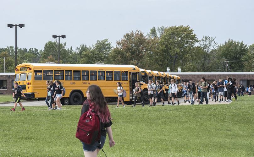 SLIDESHOW: Back to school in Lew-Port | Gallery | niagara-gazette.com