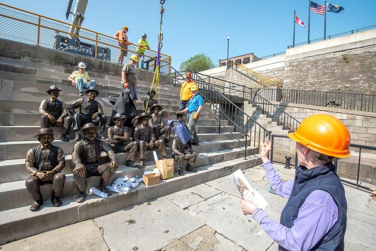 SLIDESHOW: Final pieces of Locktenders monument put into place ...