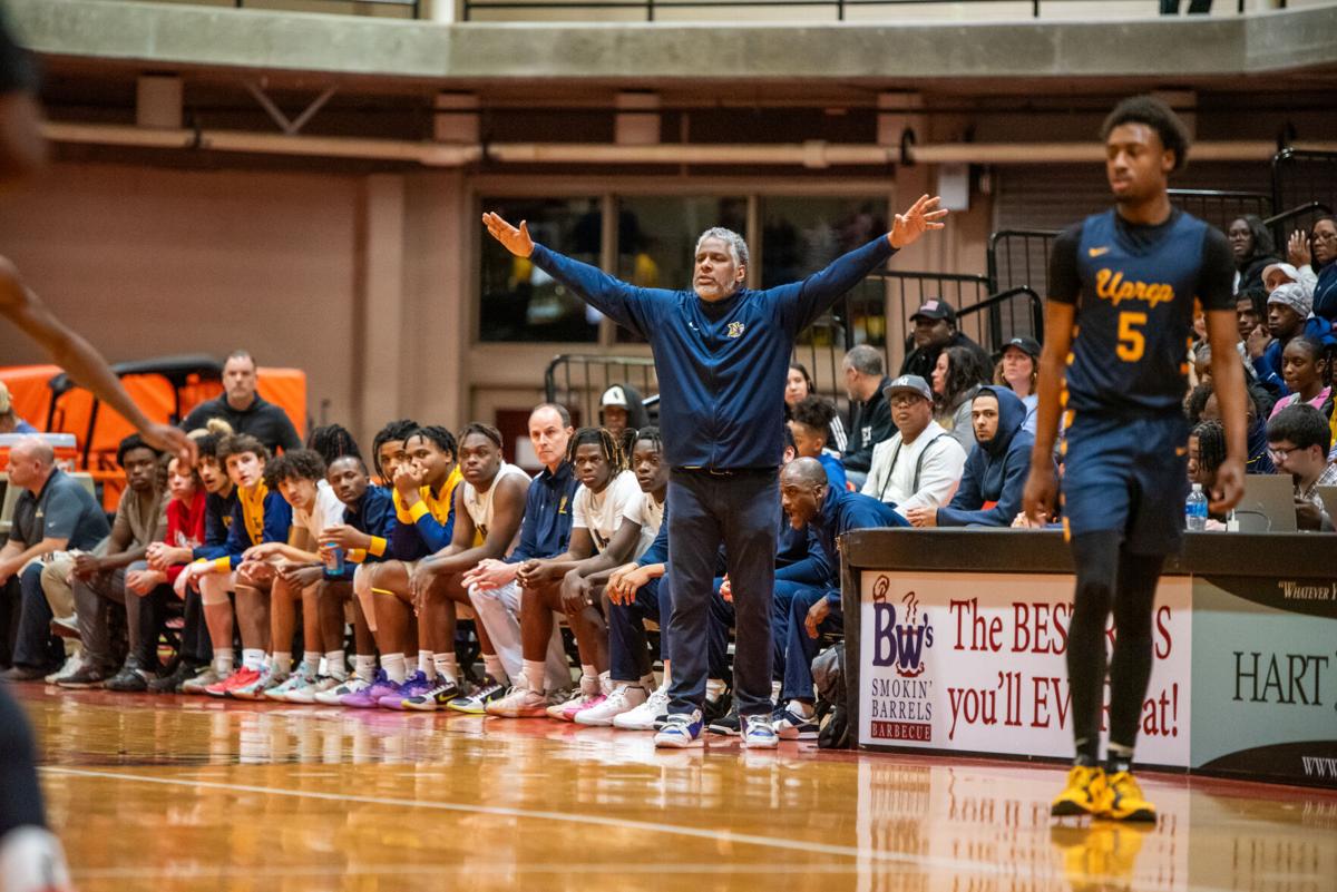 Carlos Bradberry, Modie Cox have lessons to share for Niagara Falls ...