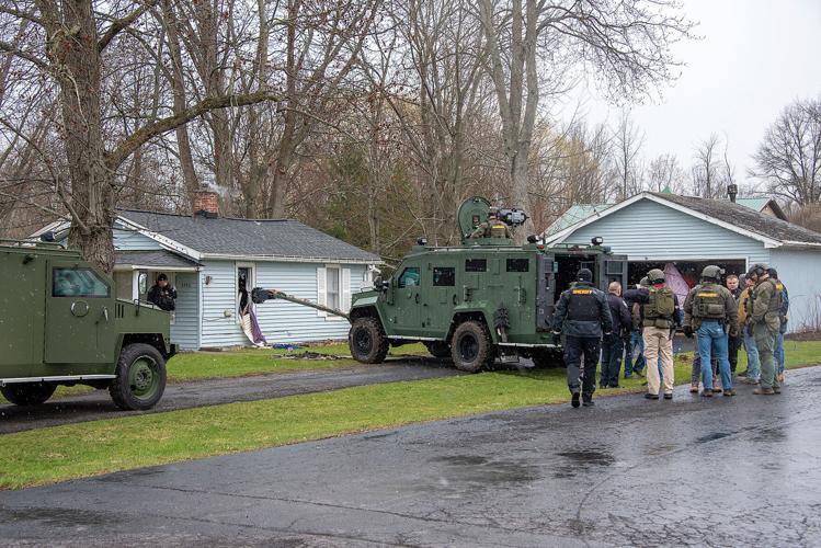 Two arrested after Wheatfield stand-off | Local News | niagara-gazette.com