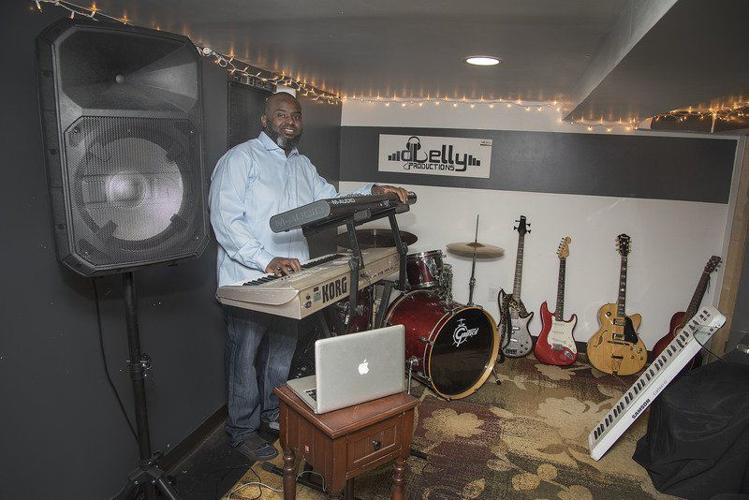Myles makes his entrance in city council race | Local News | niagara ...