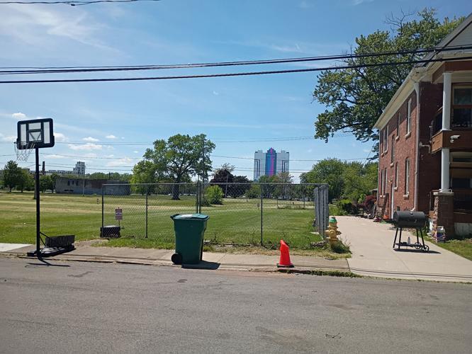 NFR installs fence after East Side dustup with Demetreus Nix | Local ...