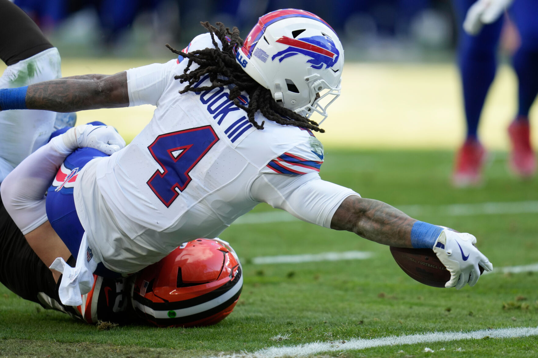 James Cook establishing himself as Bills MVP as passing game struggles ...