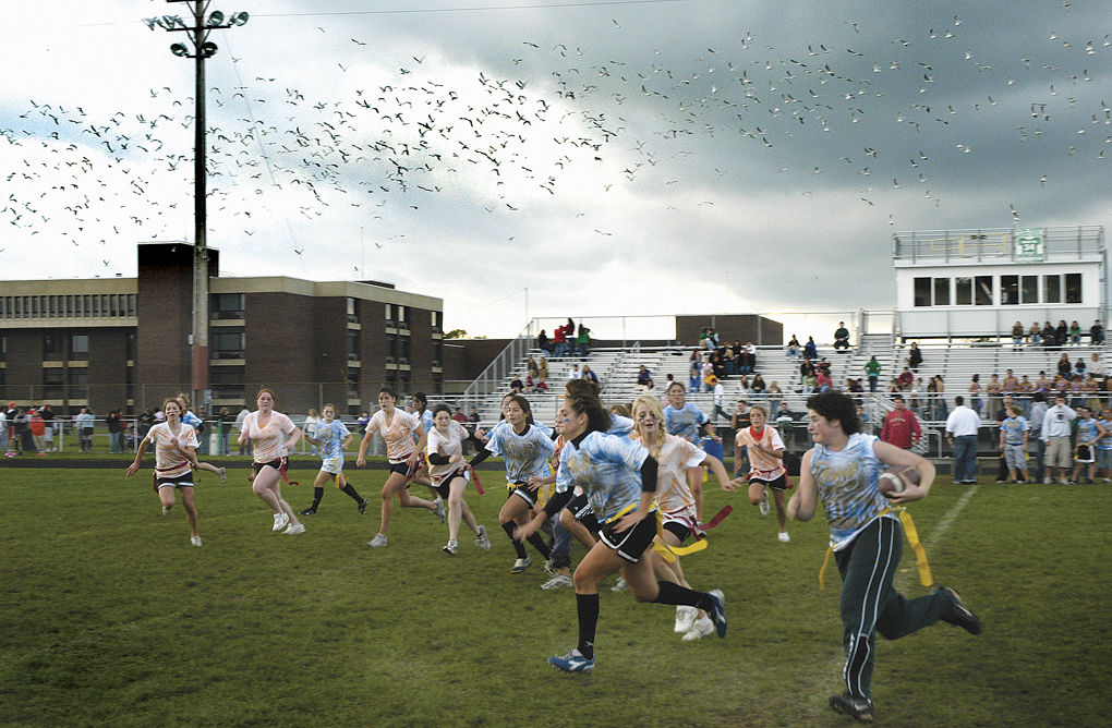 EDUCATION: Lew-Port students keeping morale high with Spirit Week ...