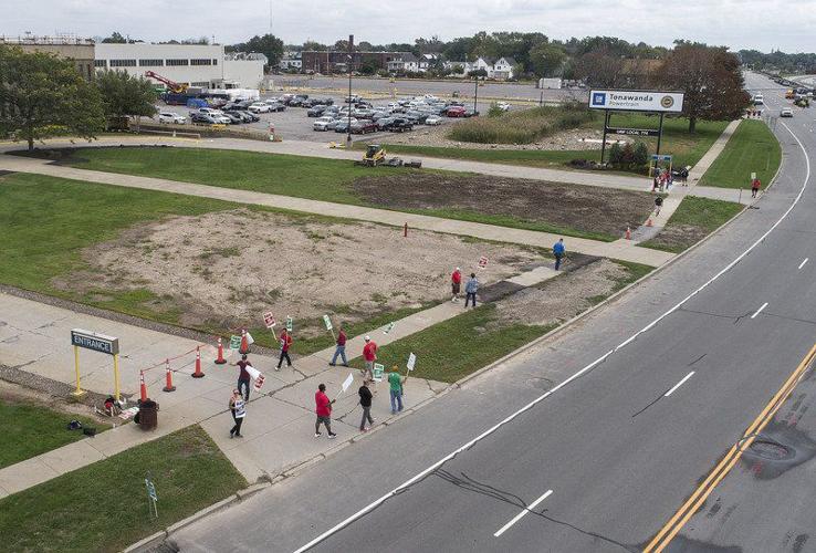 Lockport, Tonawanda GM plants remain idle | Local News | niagara ...