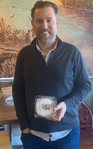 DiCamillo's baking up support for HART | Local News | niagara-gazette.com