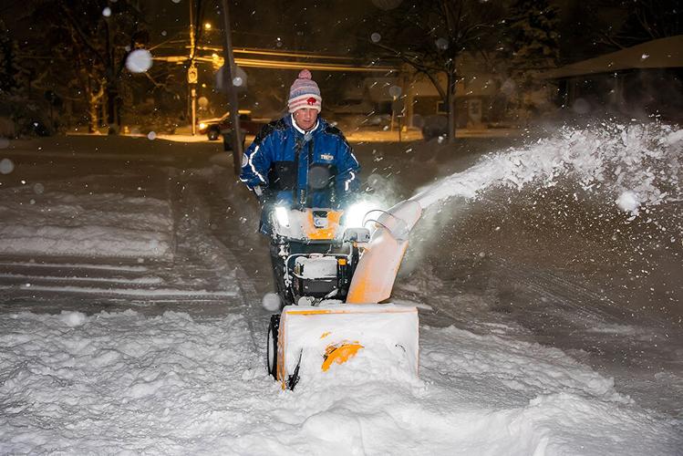 Lake-enhanced winter storm blankets the Falls | Local News | niagara ...