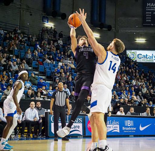Niagara heads into new year with building win against rival Buffalo ...