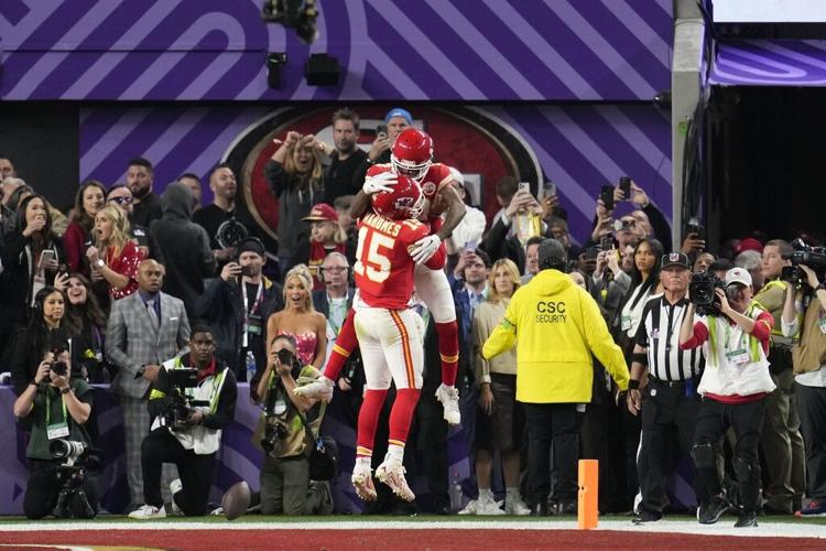 Mahomes rallies Chiefs to second straight Super Bowl title | Sports | niagara-gazette.com
