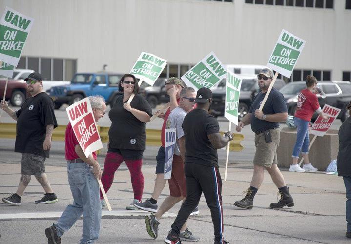 Lockport, Tonawanda GM plants remain idle | Local News | niagara ...