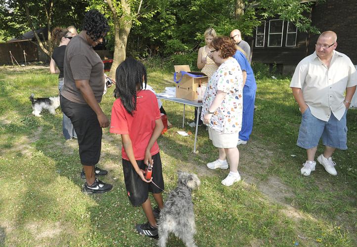 SPCA takes parvo clinic to the streets | Local News | niagara-gazette.com
