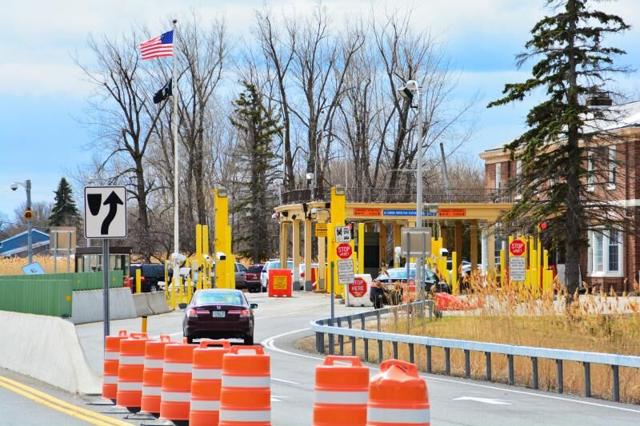 Hochul calls out plan to reduce hours at 4 New York border crossings ...