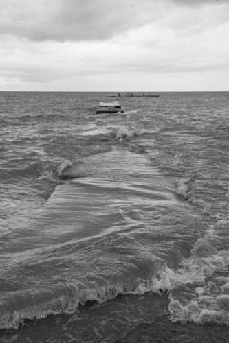 Olcott Yacht Club retaining wall collapses into Lake Ontario | Local ...
