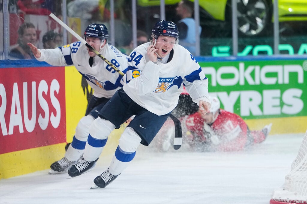 Helenius goal nets gold for Team Finland | Sports | niagara-gazette.com