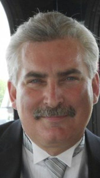 Robert McDermott announces bid for Town of Niagara council seat | Local ...