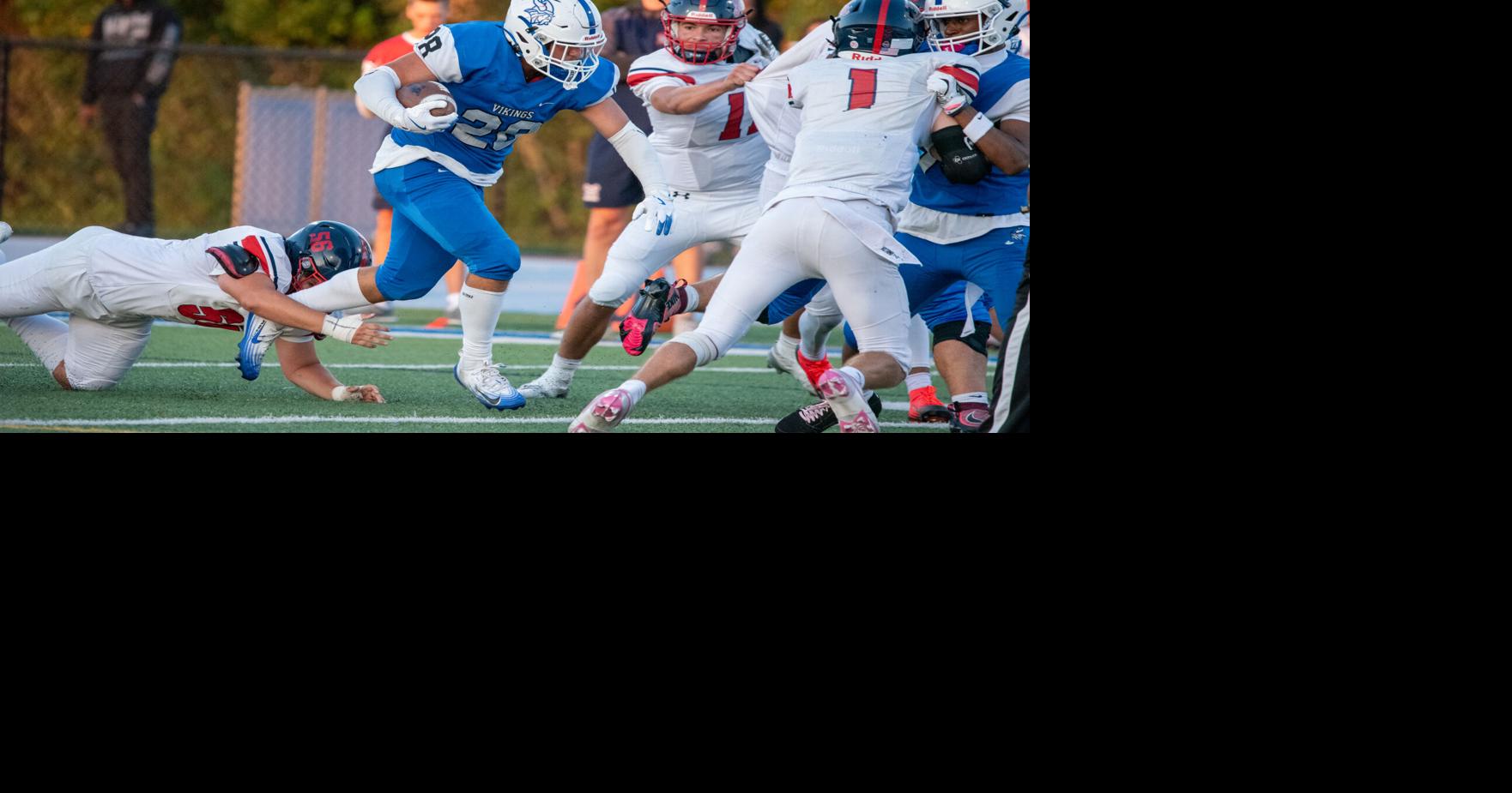Dominic Nucci scored three first-half touchdowns as Grand Island raced ...