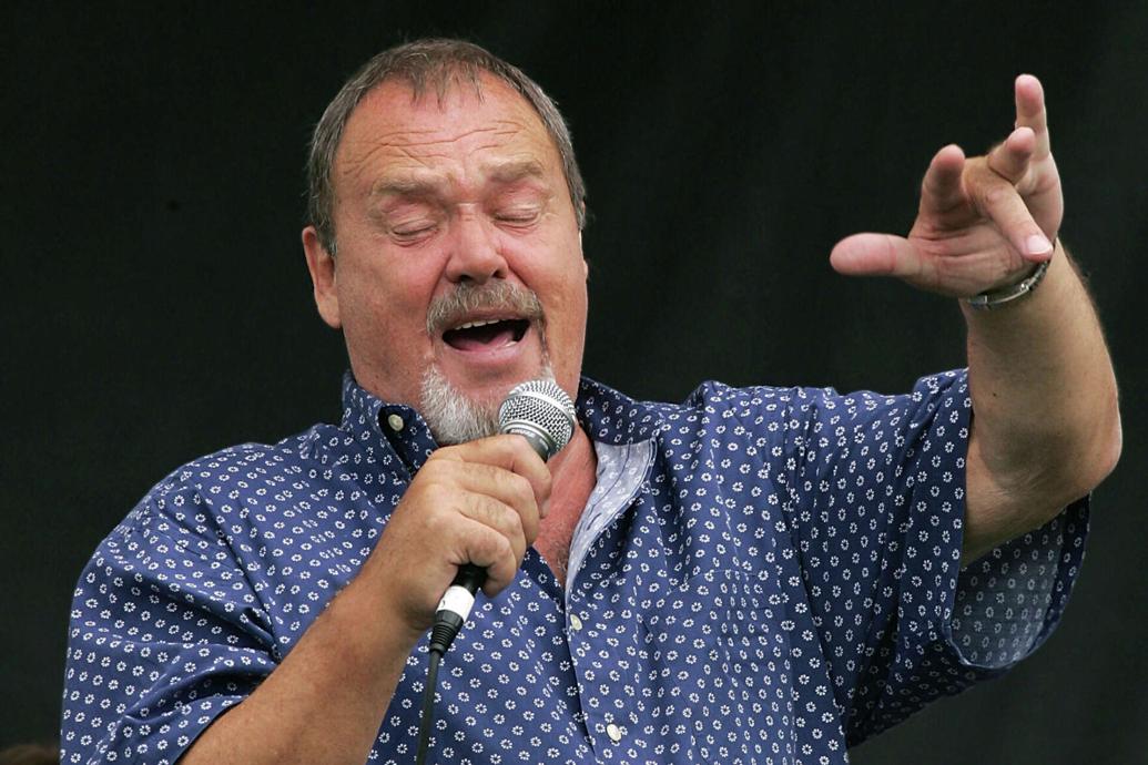 David Clayton-Thomas, powerhouse lead singer of Blood, Sweat & Tears ...