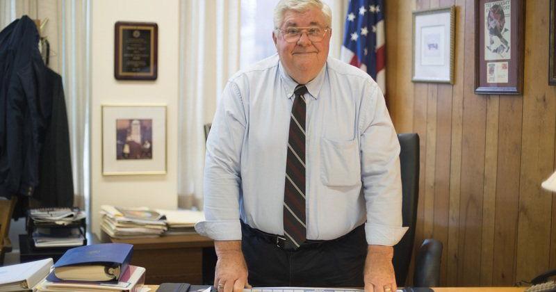 County Clerk Wayne Jagow retiring after 20 years on the job ...