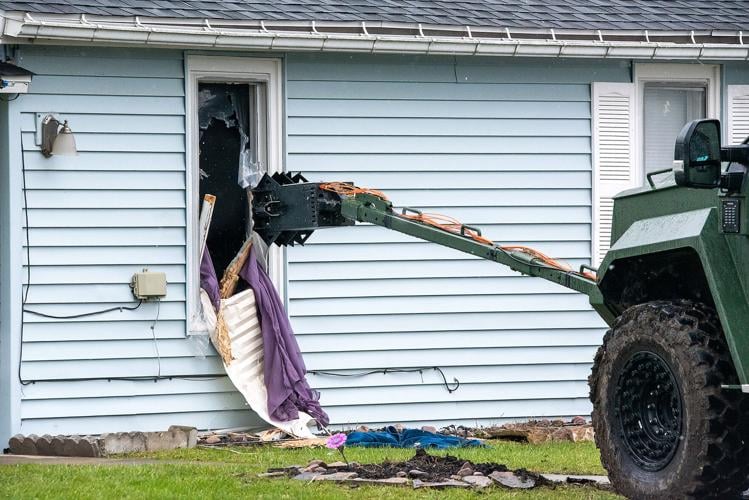 Two arrested after Wheatfield stand-off | Local News | niagara-gazette.com