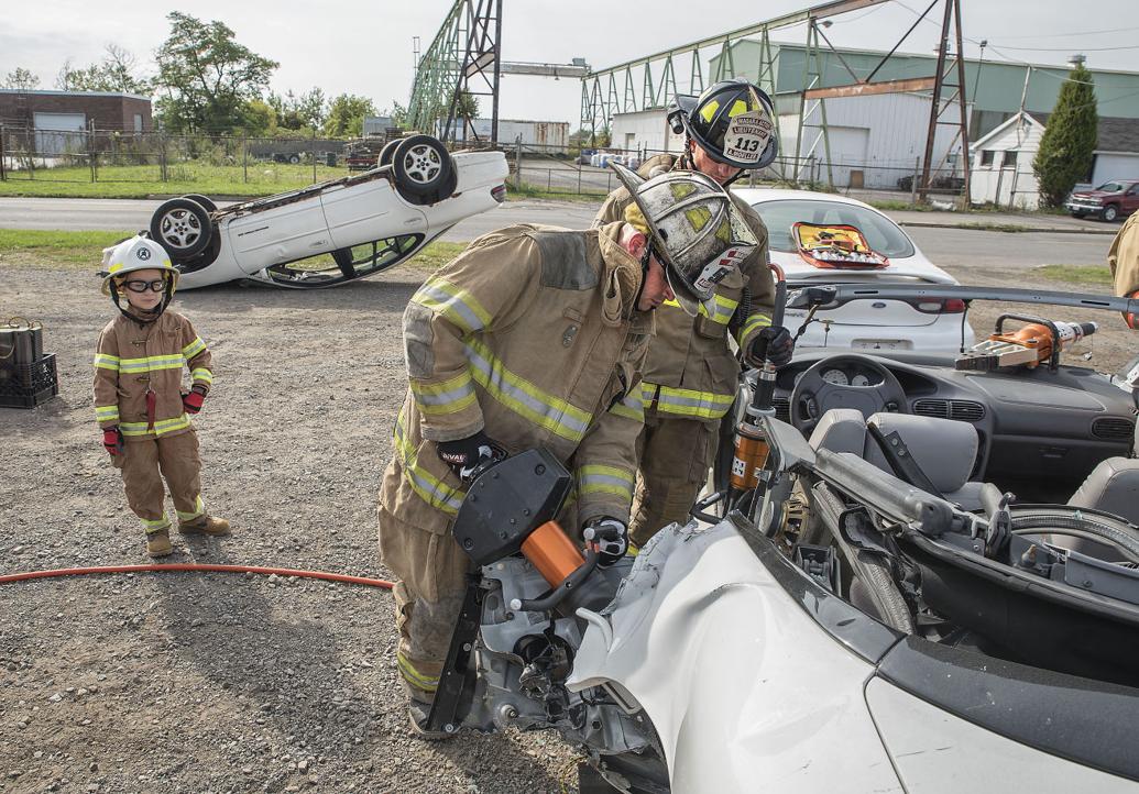 Training stipend program for volunteer firefighters launched | Local ...