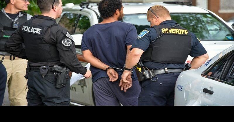 Law enforcement task force goes looking for violent felony fugitives in ...