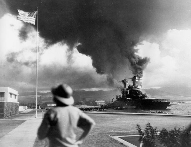With only a dozen Pearl Harbor survivors alive, people turn to other ...