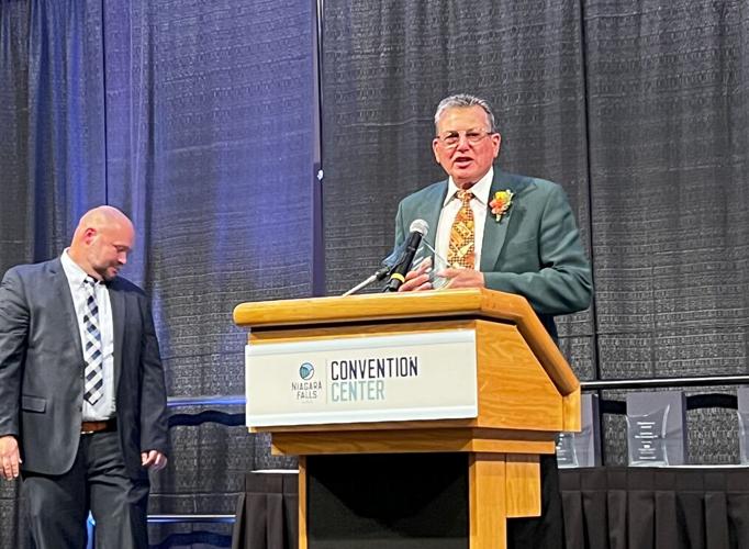 Upward Niagara Chamber celebrates six of its own | Web Extra | niagara ...