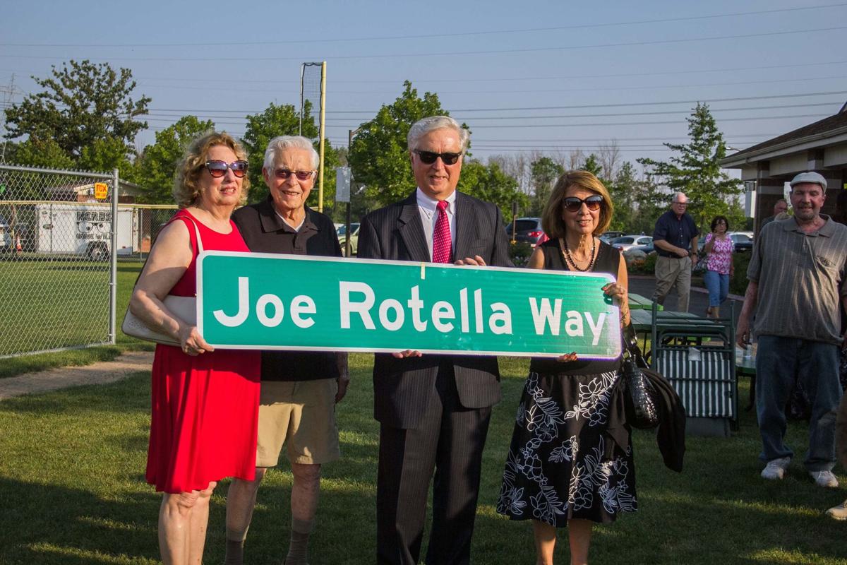 Town of Niagara park dedications honor past contributions | Local News ...