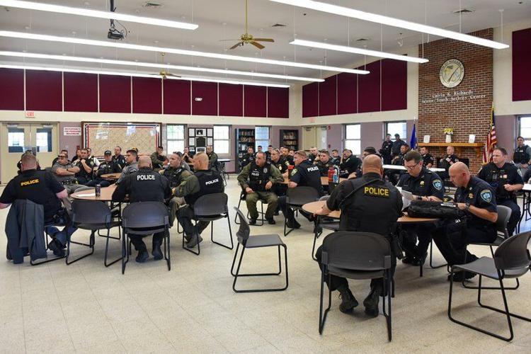 Law enforcement task force goes looking for violent felony fugitives in ...